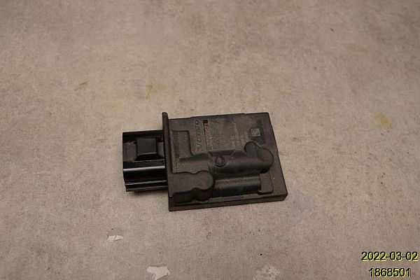 32312196 : Steuergerät diverse und Diverse Relais - Autoparts24