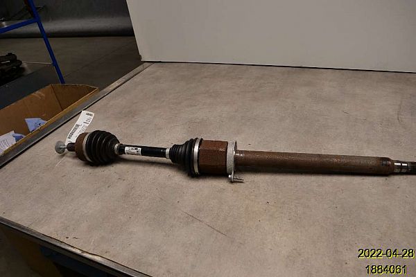 31437622 : Aandrijfas voor - Autoparts24