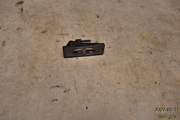 265101139R : Nummerplade - lygte - Autoparts24