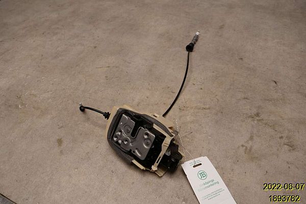 32131412 : Zentralverriegelung und Türschloss - Autoparts24