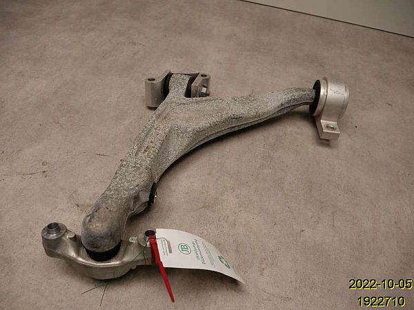 32381882 : Bærearm forrest nederst - Autoparts24