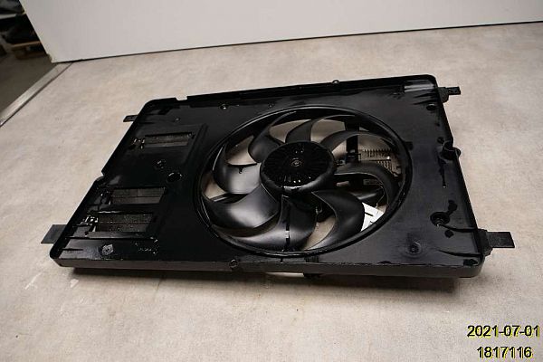 31686809 : Kølerblæser el - Autoparts24