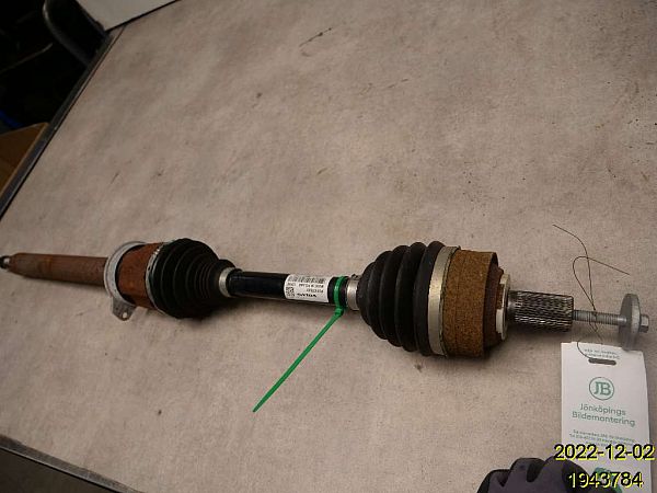 31437622 : Aandrijfas voor - Autoparts24