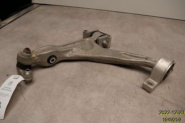 32370929 : Draagarm lvoor onder - Autoparts24