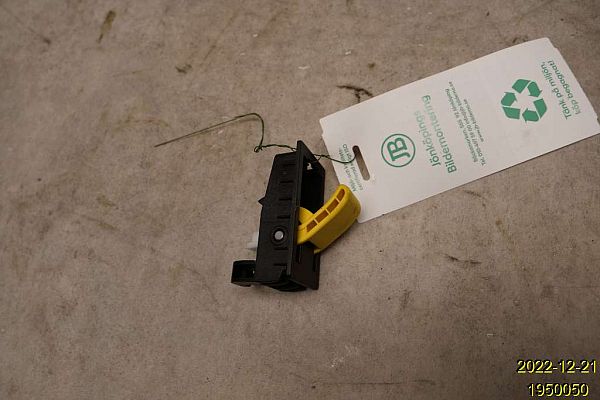 31457172 : Hjelmlås og Hjelm-kabel - Autoparts24