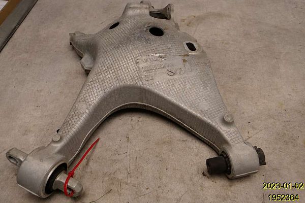 32246510 : Spindel - bag og Bærearm bag - Autoparts24