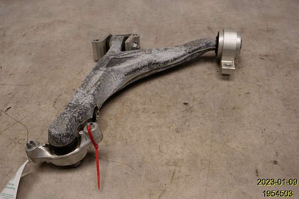 32381882 : Querlenker vorne unten - Autoparts24