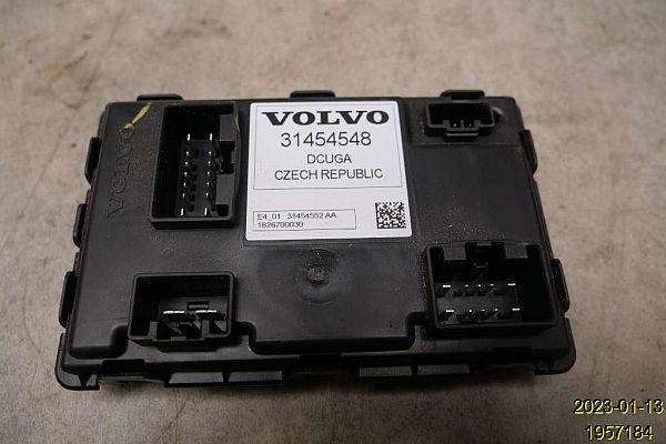 31442270 : Motorkap binnenbekleding - Autoparts24