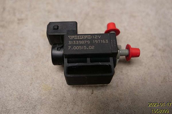 Volvo Xc40 Vakuum ventil gebraucht kaufen | Autoparts24