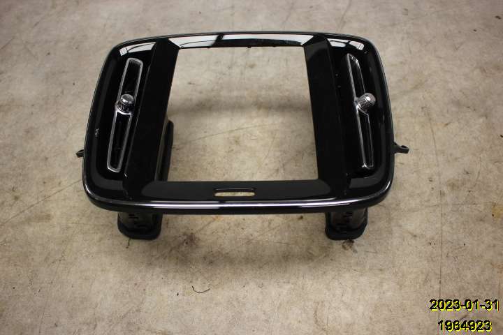 Volvo Xc40 - Frisse lucht mondstuk Xc40 - Autoparts24