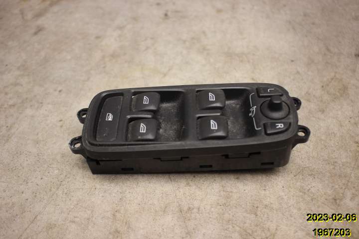31453266 : fensterheizungsschalter und Fensterheberschalter - Autoparts24