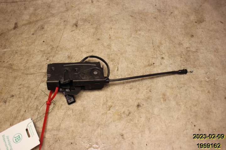 32219545 : Hjelmlås - Autoparts24