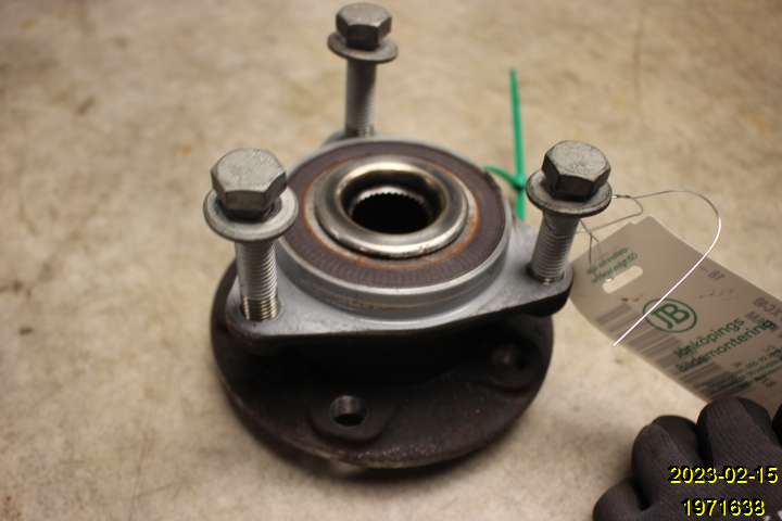 Volvo Xc40 Radnabe vorn links und rechts gleich gebraucht kaufen ...