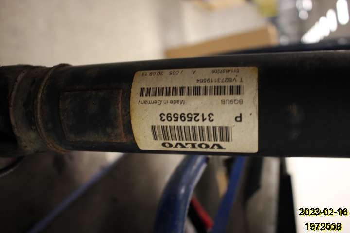 31367625 : Kardanaksel - Autoparts24