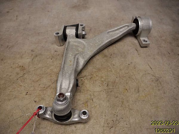 32370929 : Draagarm lvoor onder - Autoparts24