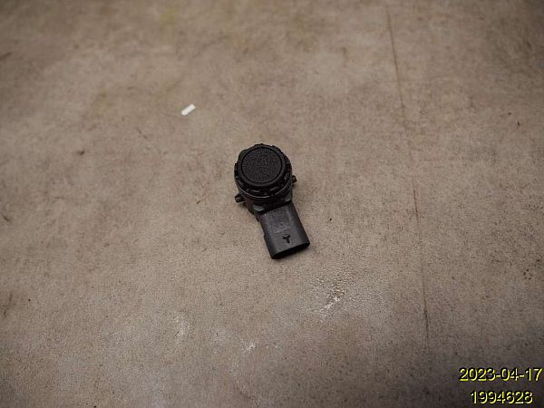 32271797 : Parkeerhulp achter sensor en Parkeerhulp sensor voorzijde ...