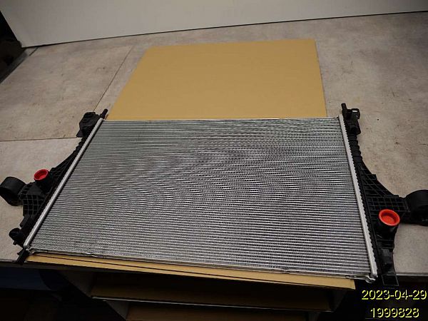 31686025 : Kühler - Autoparts24