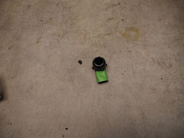 32271064 : Parkeerhulp sensor voorzijde en Parkeerhulp achter sensor ...