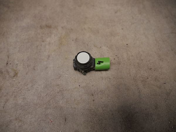 39794528 : Einparkhilfe Sensor hinten - Autoparts24