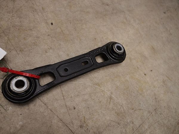 31262439 : Tragarm hinten und Tragarm hinten oben - Autoparts24