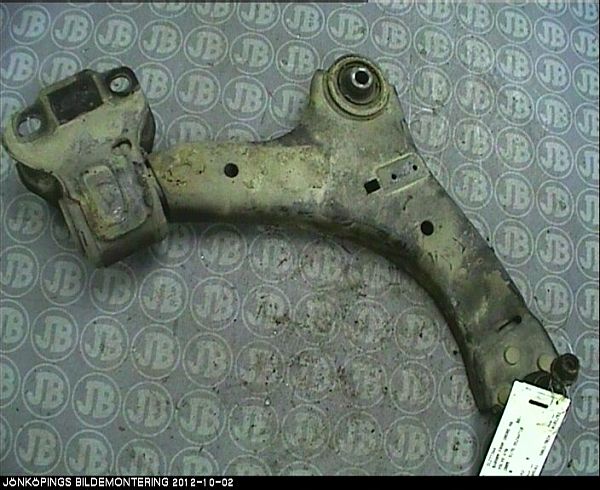 31277344 : Bærearm forrest nederst - Autoparts24