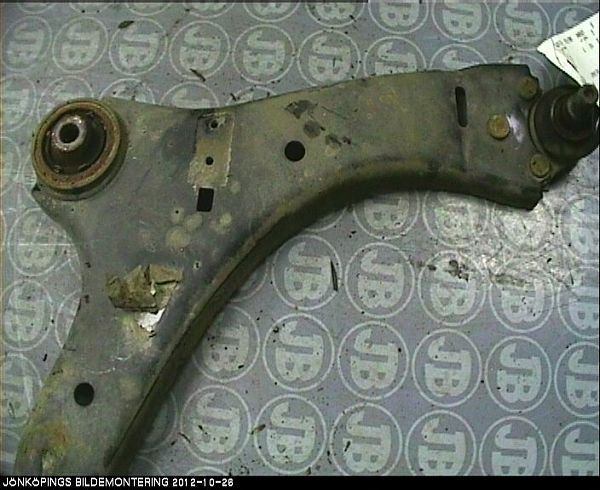 31277344 : Bærearm forrest nederst - Autoparts24