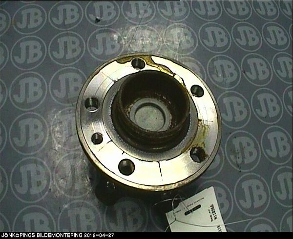 31329971 : Asschenkel / Wielnaaf achter - Autoparts24