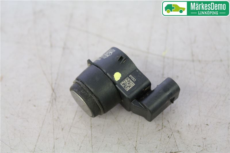 66209111165 : Einparkhilfe Sensor vorne und Einparkhilfe Sensor hinten ...