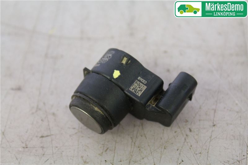 66209111165 : Einparkhilfe Sensor vorne und Einparkhilfe Sensor hinten ...
