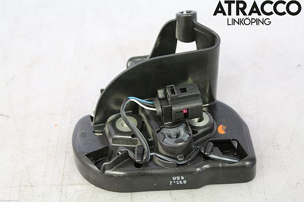 7E0-843-604-C : Dørlås og Centrallås - Autoparts24