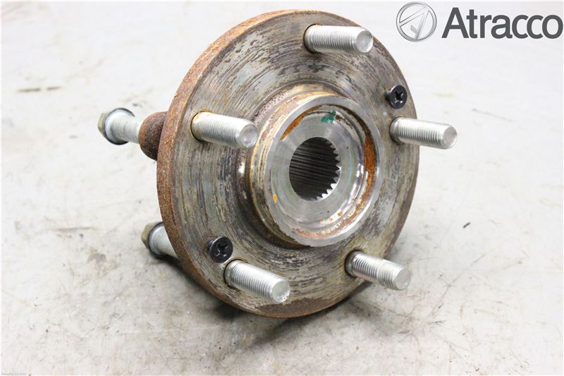 51750-A6000 : Asschenkel / Wielnaaf voor, links en rechts gelijk en ...