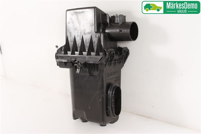 17705-0T170 : Luchtfilter en EGR Klep / EGR ventiel - Autoparts24