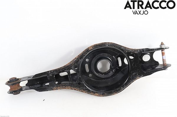 48730F4010 : Draagarm achter - Autoparts24