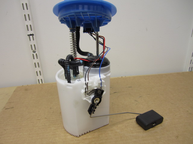 5Q0919051AA : Brændstofpumpe og Fordelerpumpe injection - Autoparts24