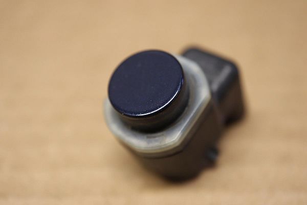 66209231283 : Einparkhilfe Sensor hinten - Autoparts24