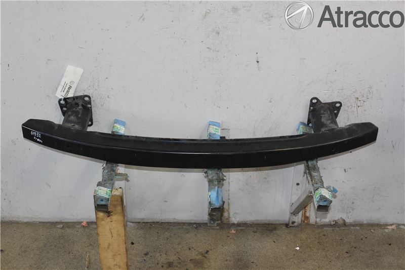 VW Passat - Bumperbalk voor Passat | Autoparts24
