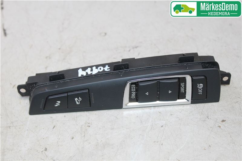 9240295 : Kontakt - diverse - Autoparts24