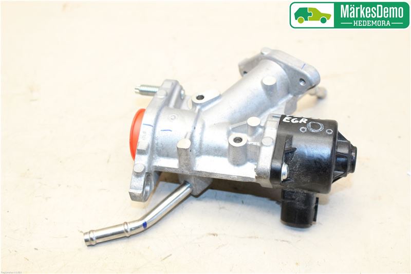 25620-37140 : Egr ventil og Katalysator elboks - Autoparts24