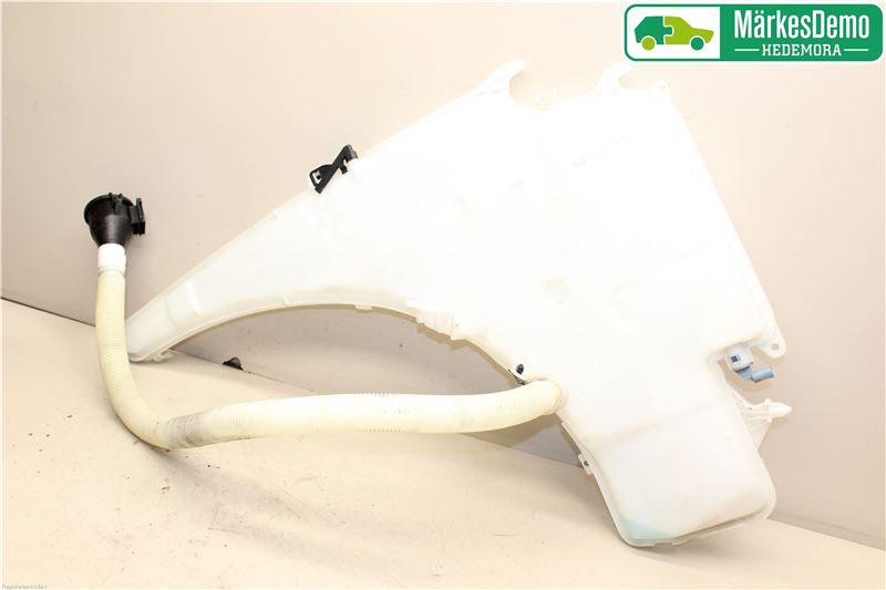 BMW X1 - Ruitensproeier reservoir X1 | Autoparts24