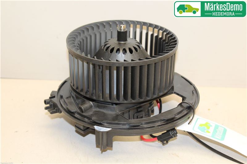 VW PASSAT Estate (3G5, CB5) Kachel Ventilatiemotor / aanjager 3Q1819021 ...