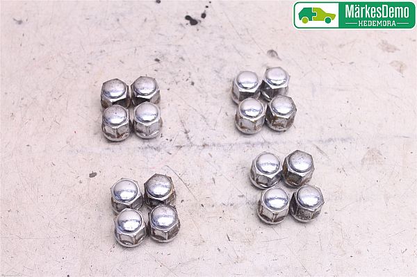 0915912073 : Felgen Zubehör - Autoparts24