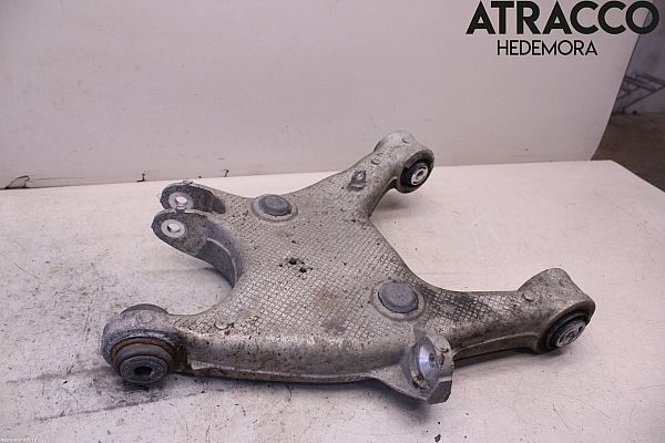 33326865897 : Tragarm hinten - Autoparts24