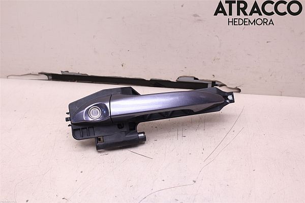 82655C8000 : Handgreep / deurgreep achterklep - Autoparts24