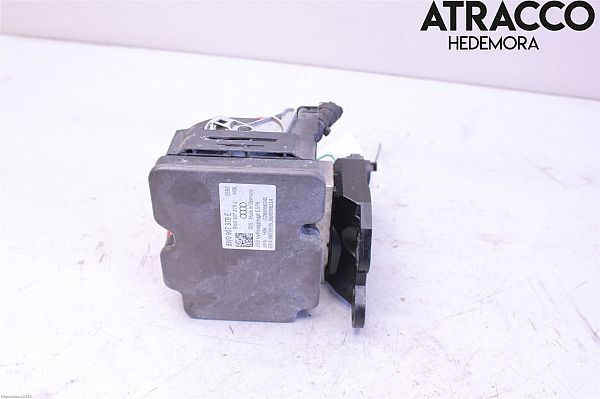 8W0907379E : ABS Pumpe - Autoparts24