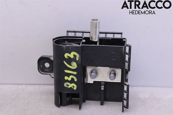 VW Passat - Zekeringskast Passat | Autoparts24