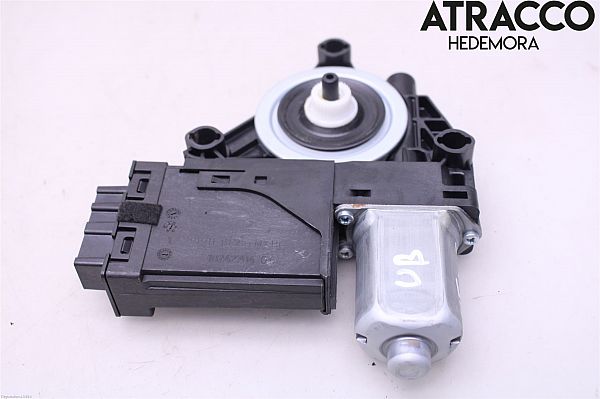 31349758 : Portierruitmotor - Autoparts24