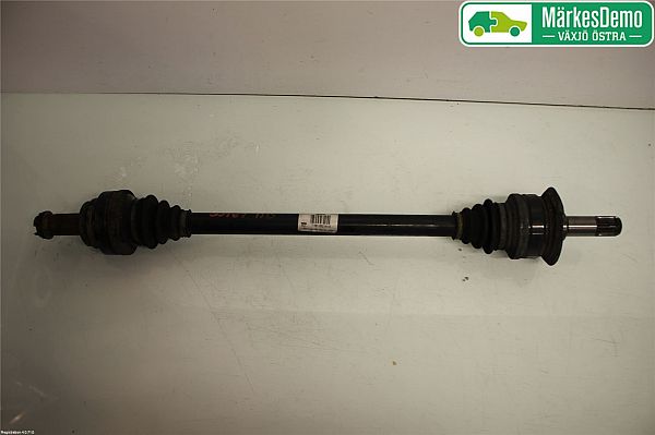 33207581022 : Bagaksel - højre og Drivaksel bag - Autoparts24