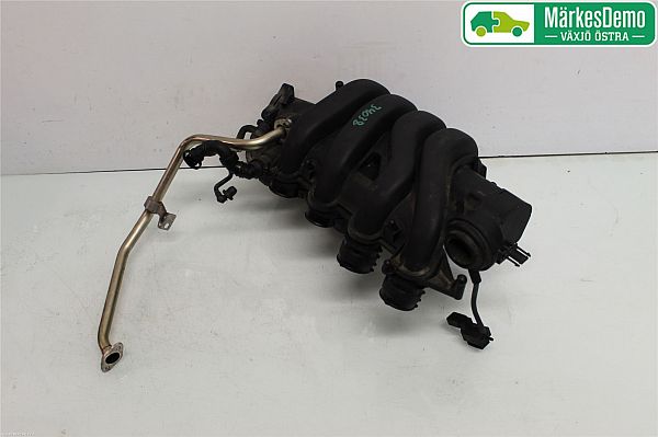 06F-133-213-G : Inlaatspruitstuk - Autoparts24