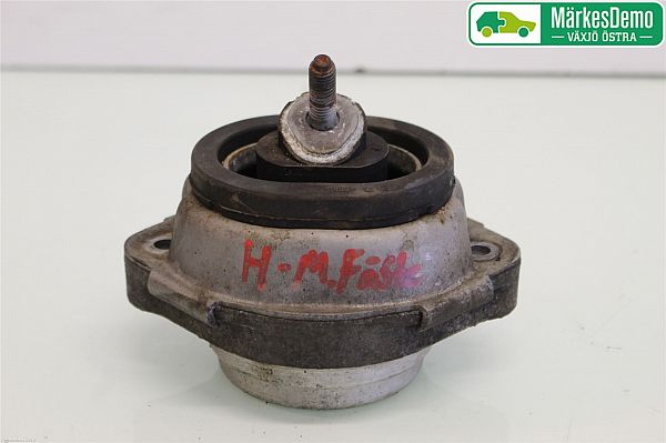 BMW X5 - Motorophanging X5 | Autoparts24