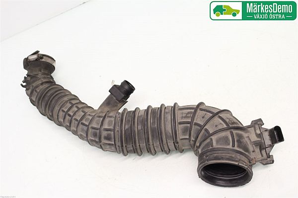 7E0-129-615-E: Intercooler hose, Inlaatslang, Luchtfilter, - Autoparts24